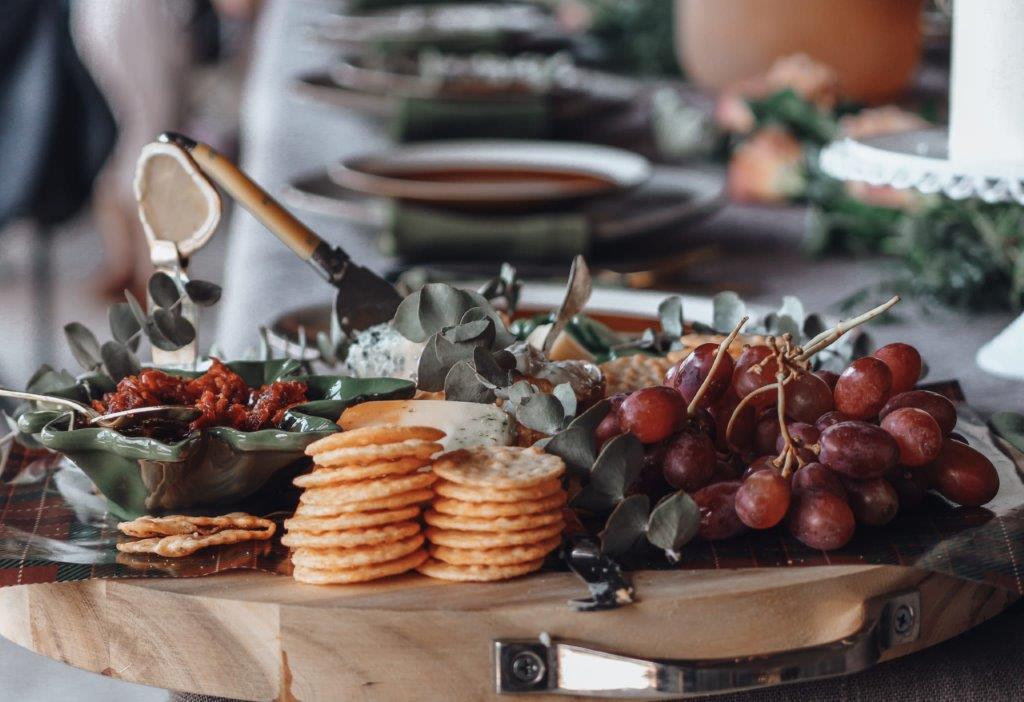 Cosy Hut Sit Up Meal – Elgusto Global
