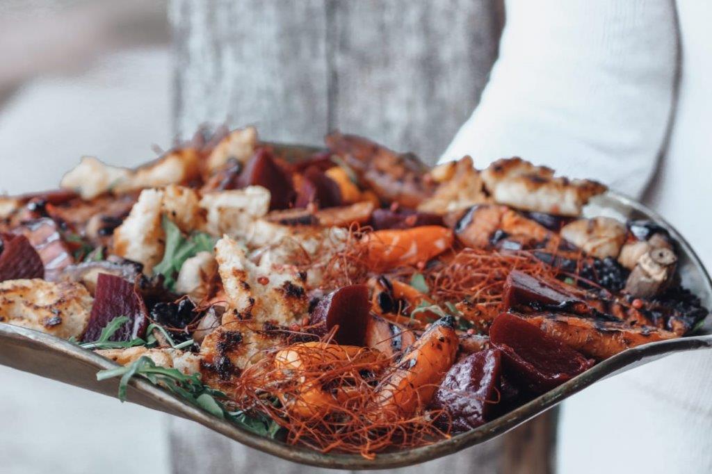 Cosy Hut Sit Up Meal – Elgusto Global